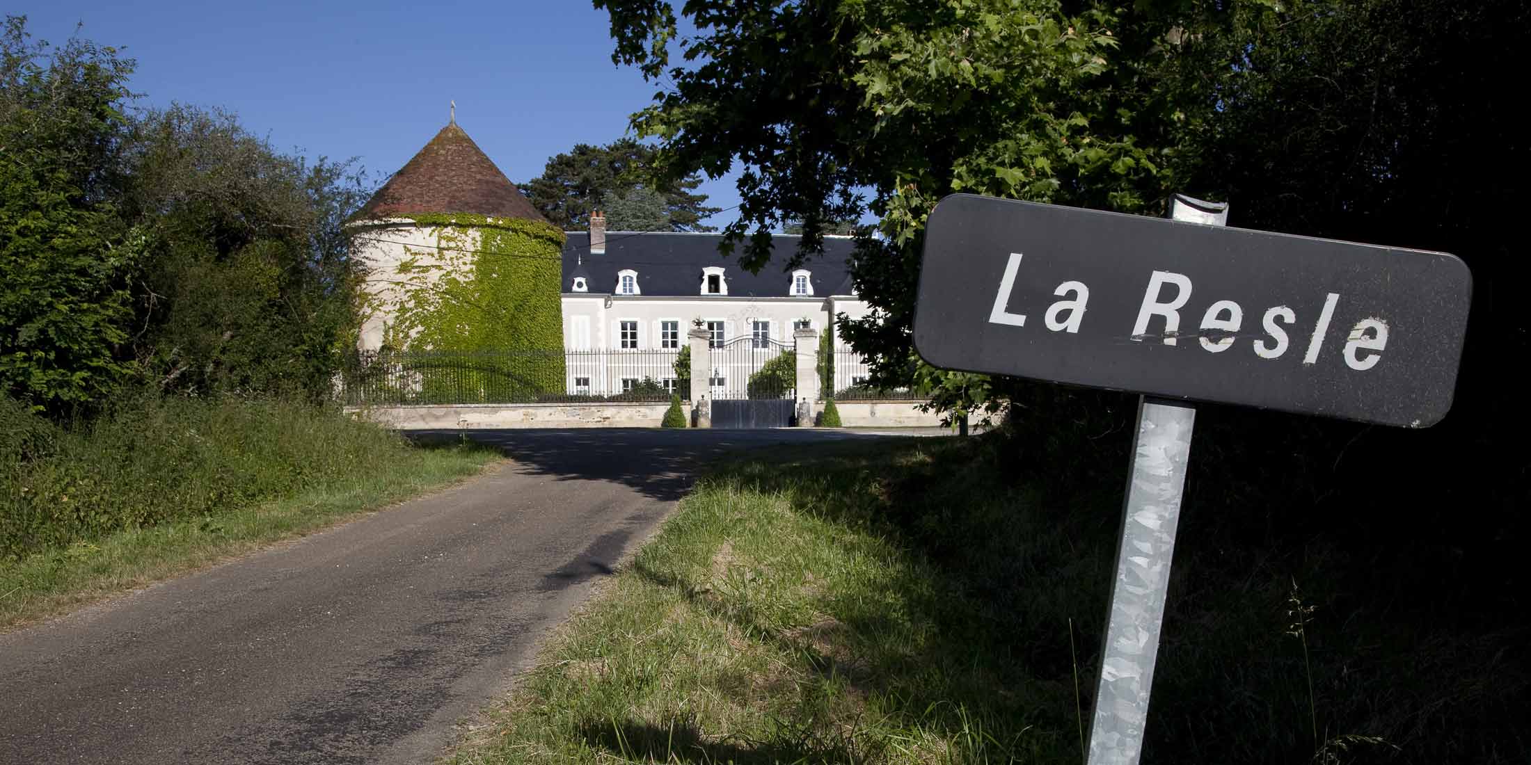Localisation du Château de la Resle entre Chablis et Auxerre